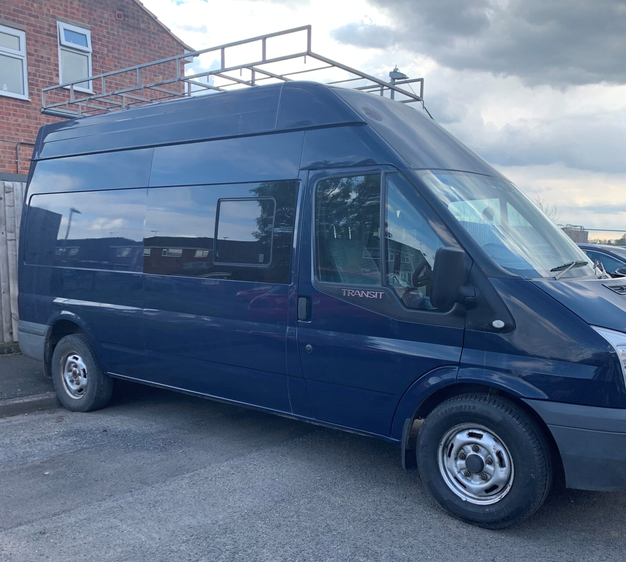 Ford Transit - High top MWB - 2012 | Quirky Campers