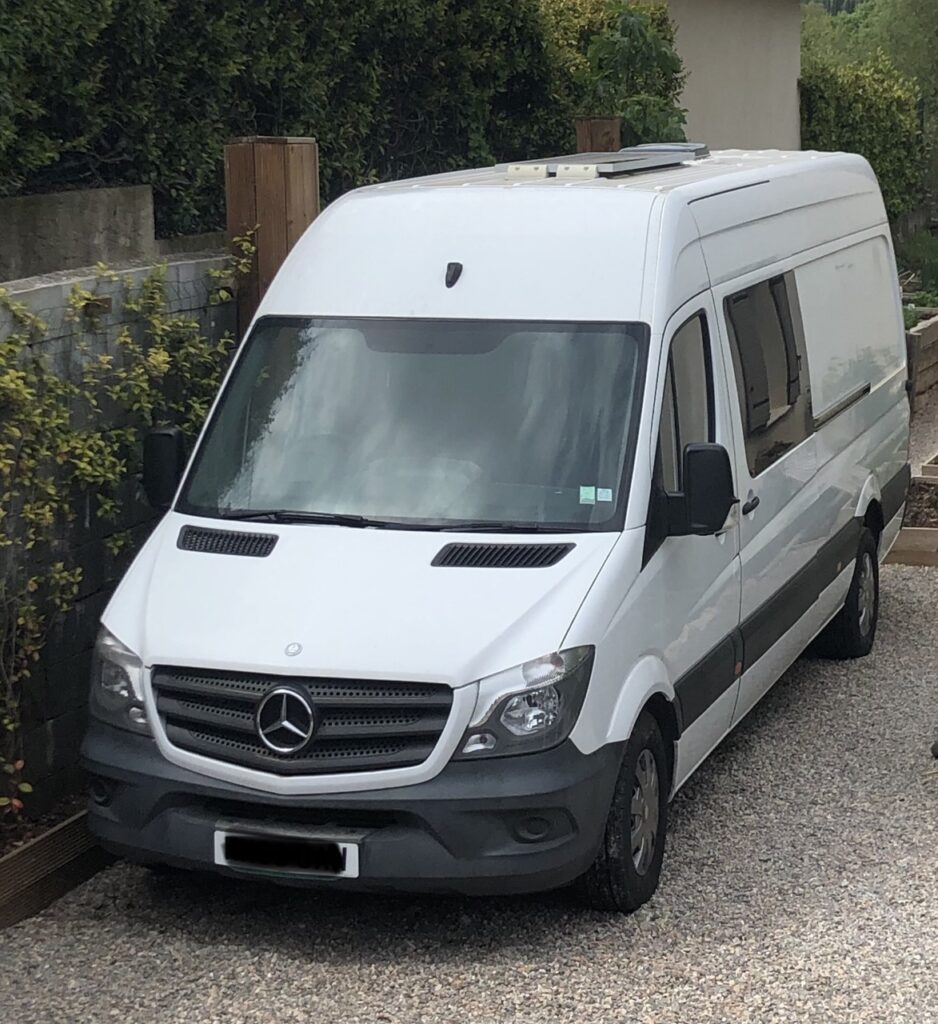 LWB SPRINTER - COMFORTABLE FAMILY CRUISER | Quirky Campers