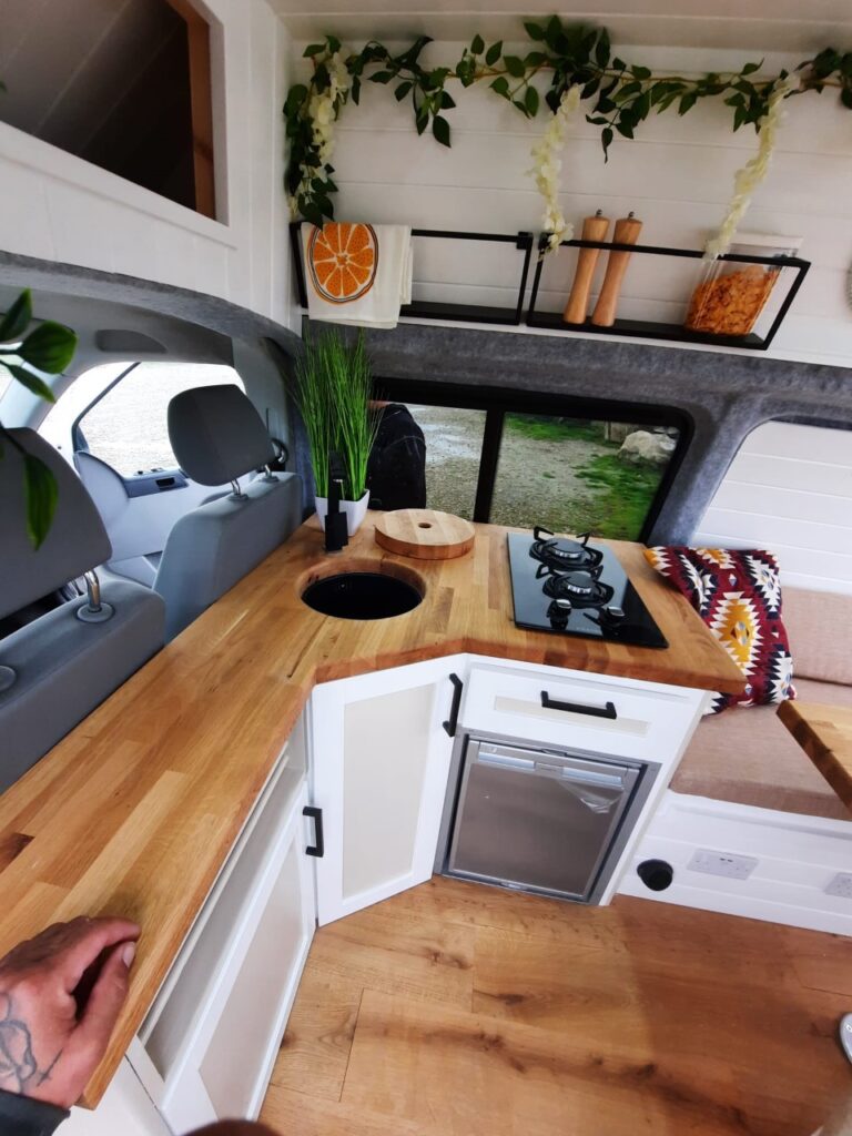 Professionally, newly completed Volkswagen Transporter high top ...