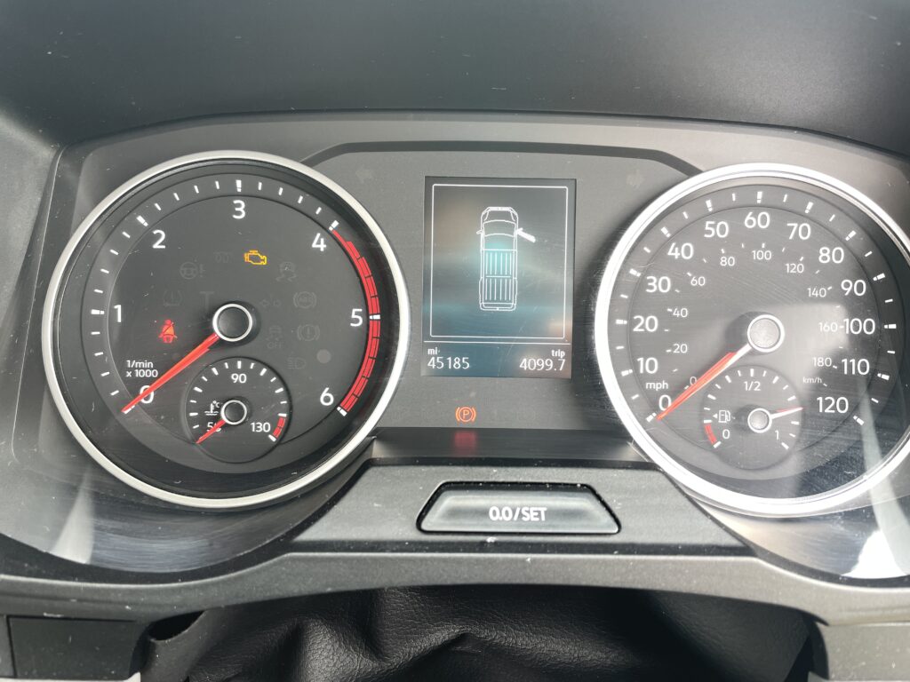 Fully off-grid 2020 VW Crafter, LWB, bespoke Birch Plywood interior and ...