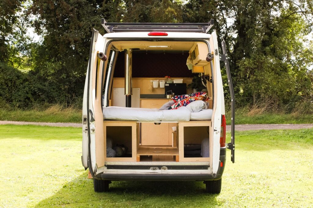 HANDMADE, SPACIOUS AND SIMPLE OFF GRID ADVENTURE HIGH ROOF VAN | Quirky ...