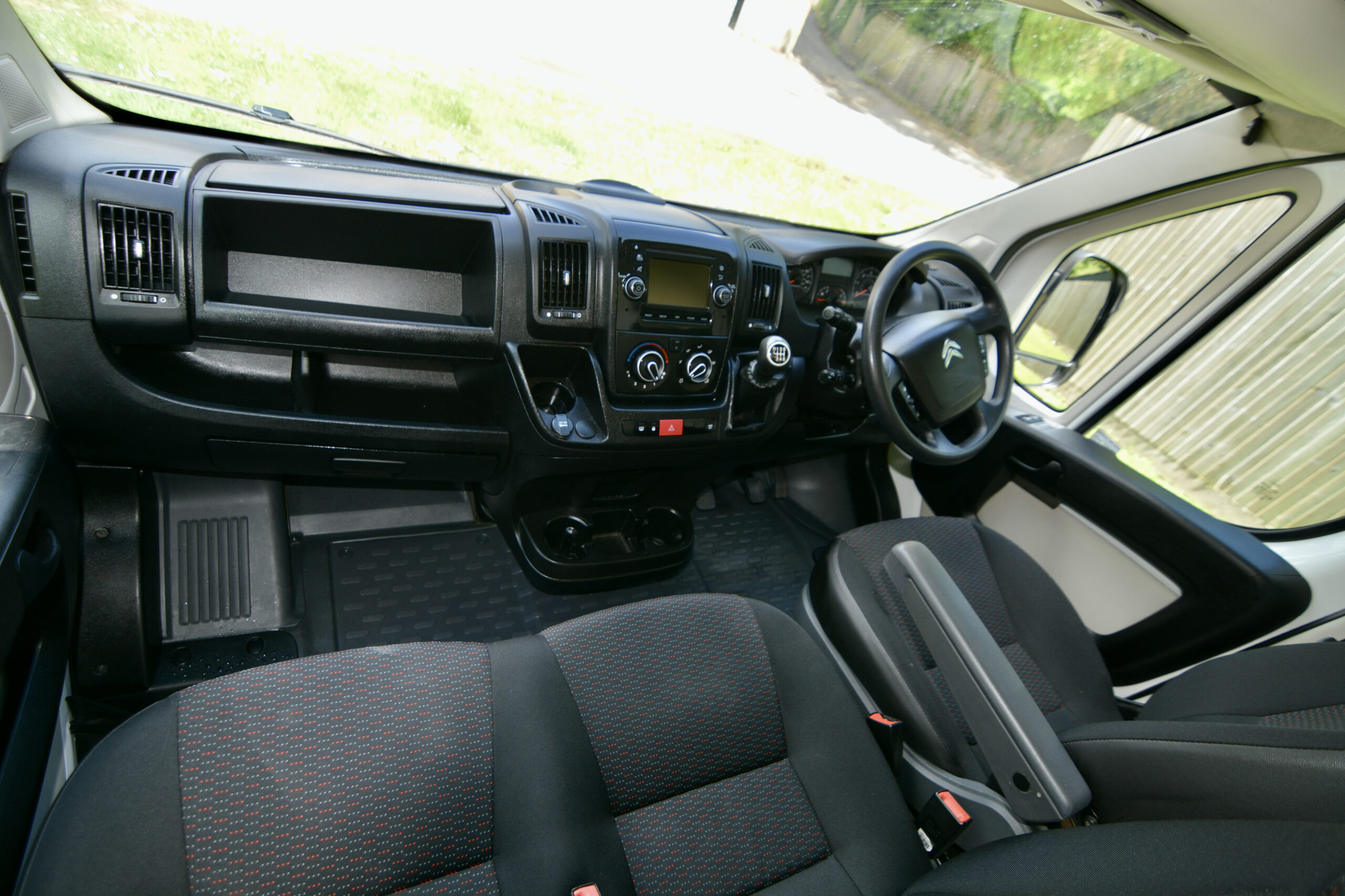 NEW Citroen Relay L3H2 2018 (SHOWER, TV, KITCHEN, FOLDING BED SET UP ...