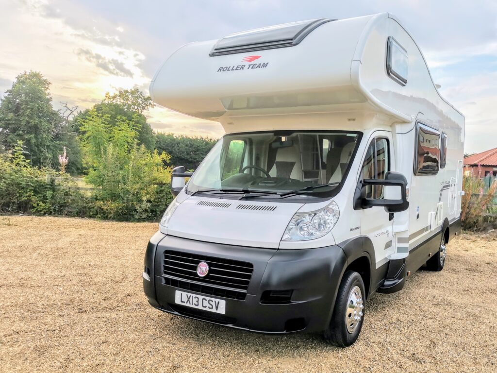 LUXURY MOTORHOME CAMPERVAN, 6/7 BERTH, FULL MOT, IMMACULATE, BEAUTIFUL ...
