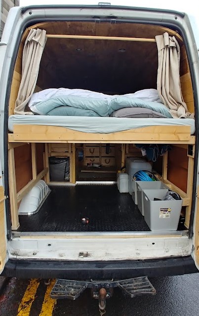 Ford Transit 2007, T350 MK7, LWB HR, log cabin conversion | Quirky Campers