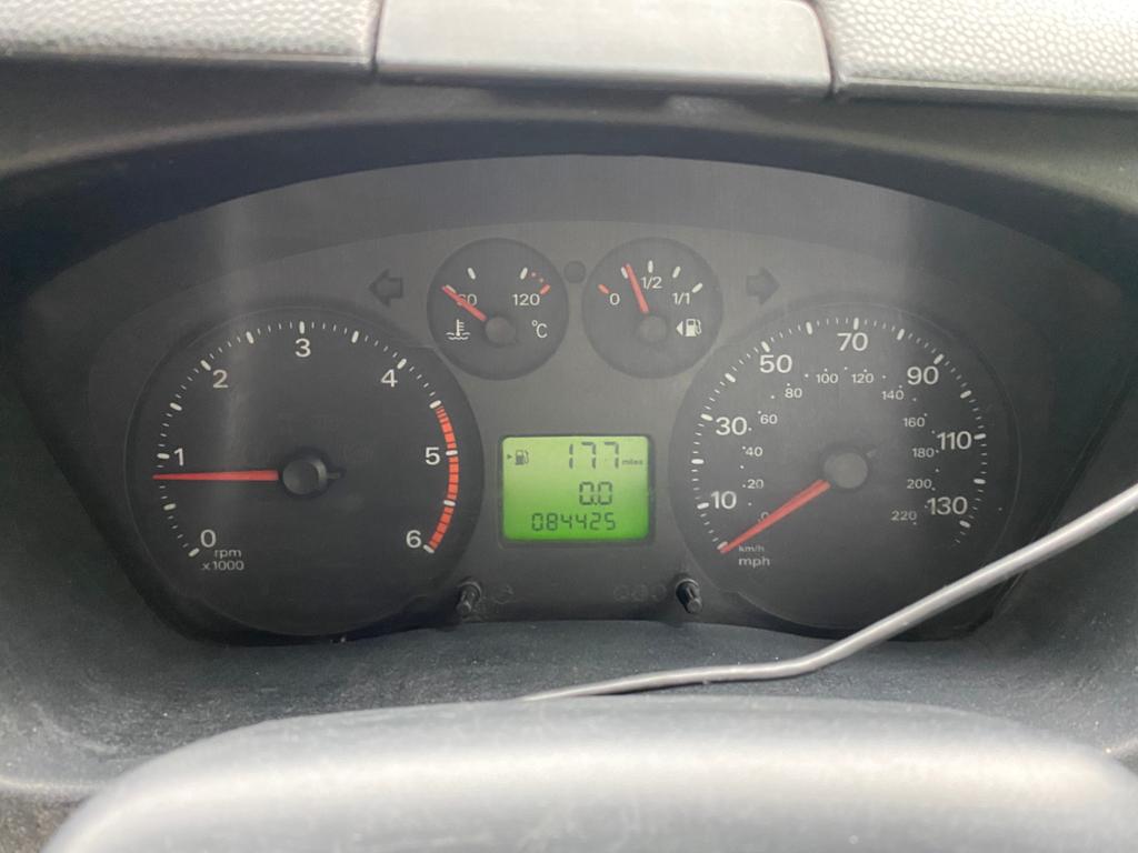 Trusty Trish - Ford Transit 2010 high roof - Off grid | Quirky Campers