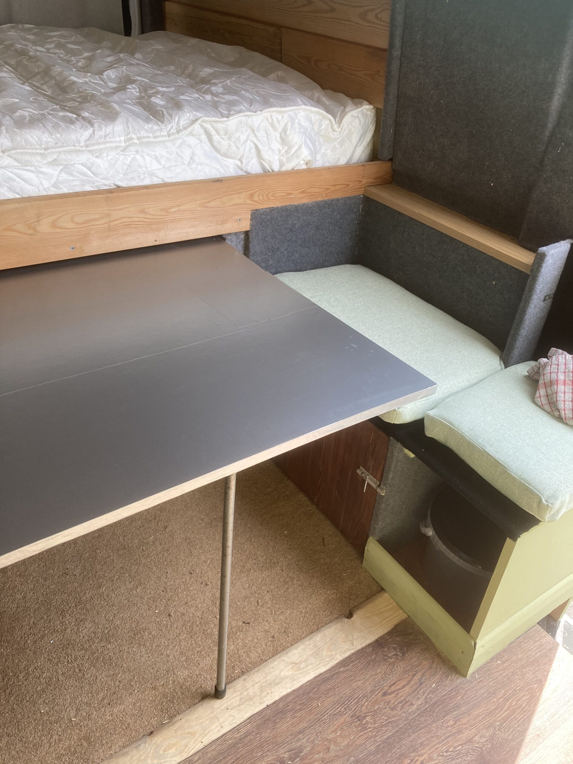 Mercedes’ sprinter 3 berth camper van | Quirky Campers