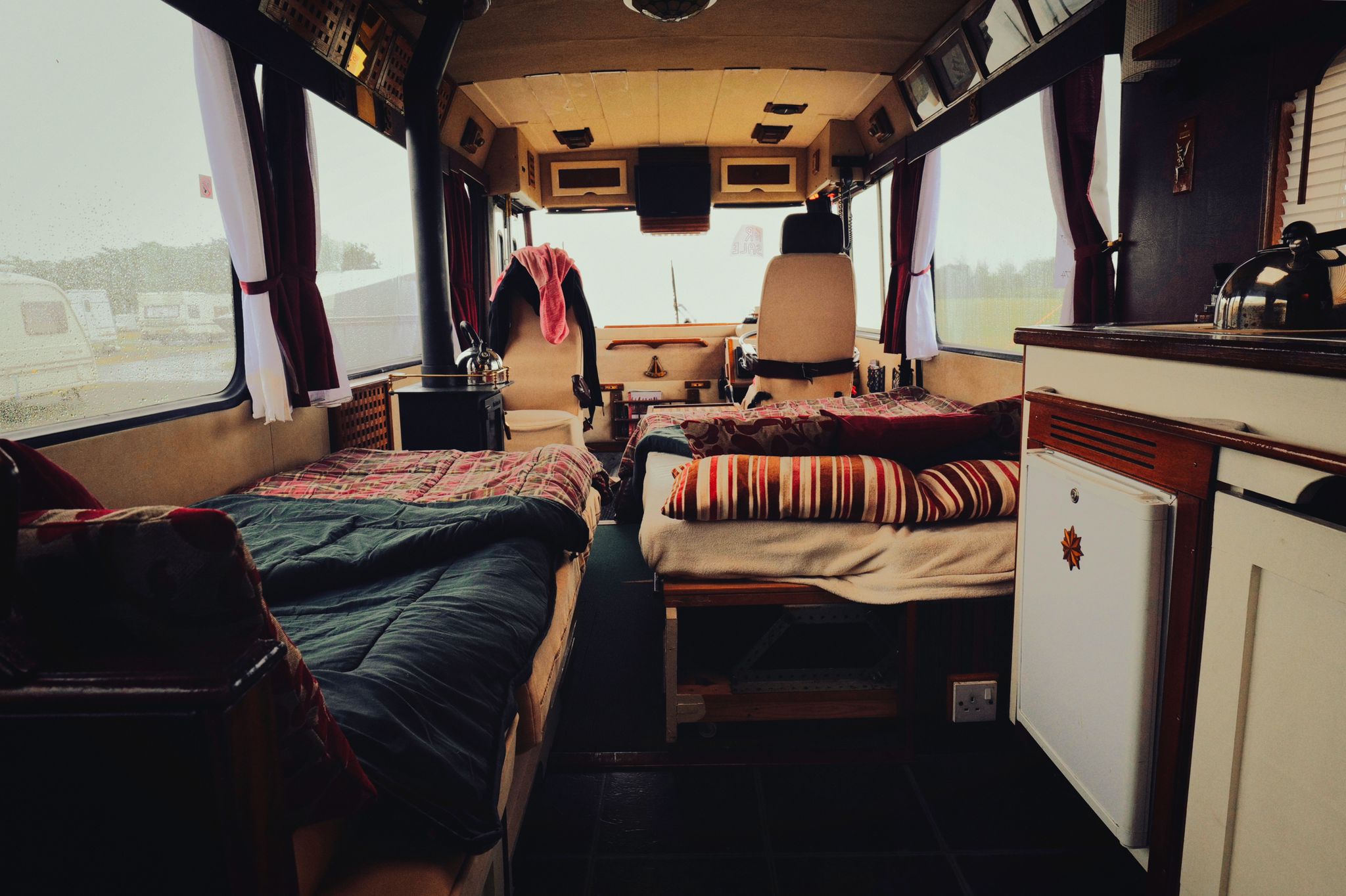 Incredible bus conversion | Quirky Campers