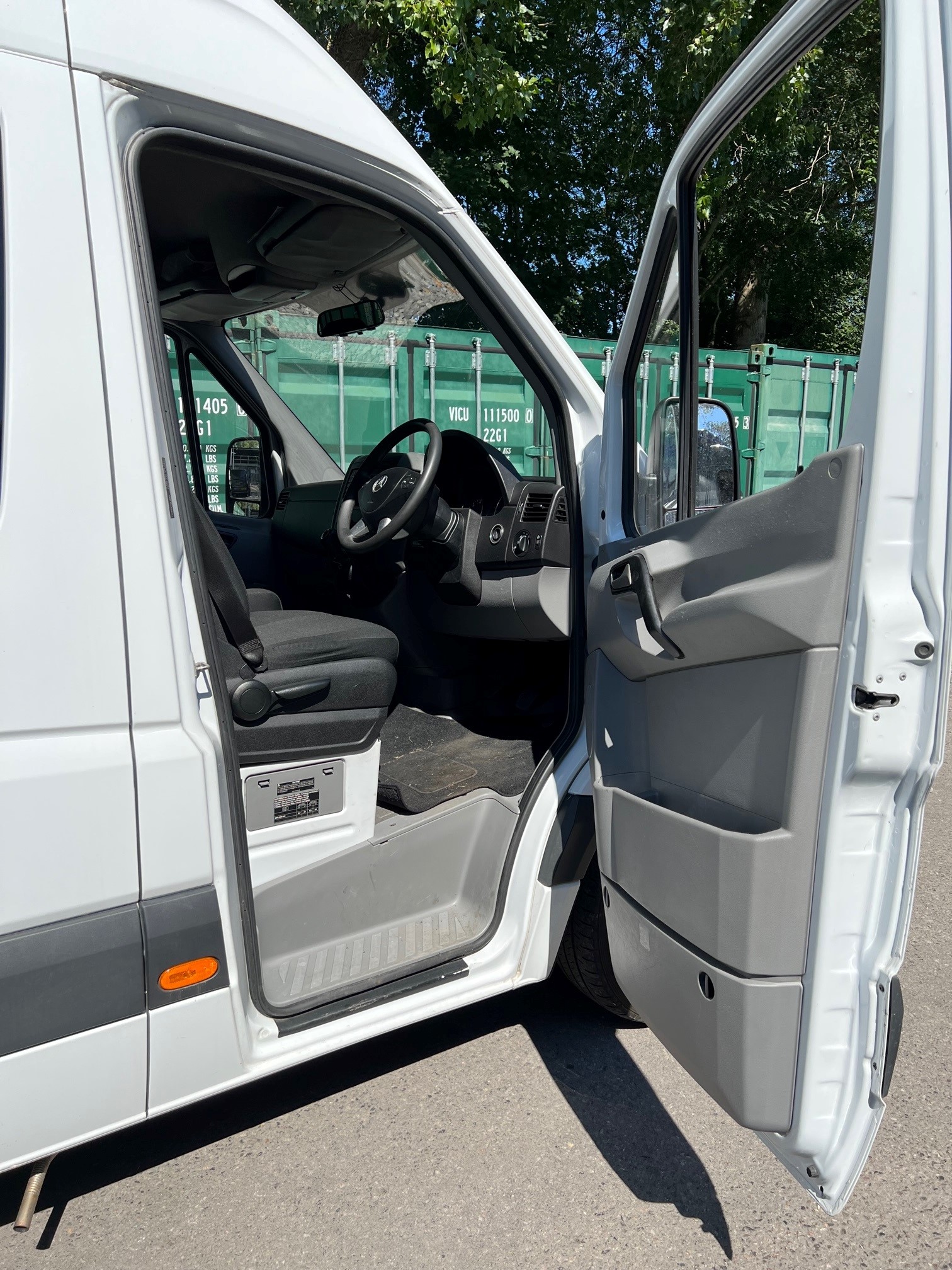 2017/67 Euro 6 Mercedes Sprinter Camper - Off Grid Victron Energy ...