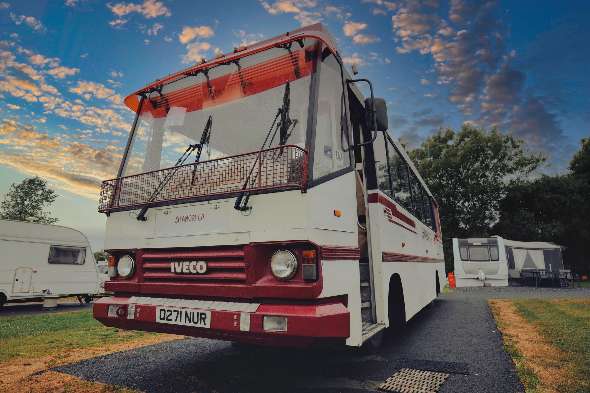 Incredible bus conversion | Quirky Campers