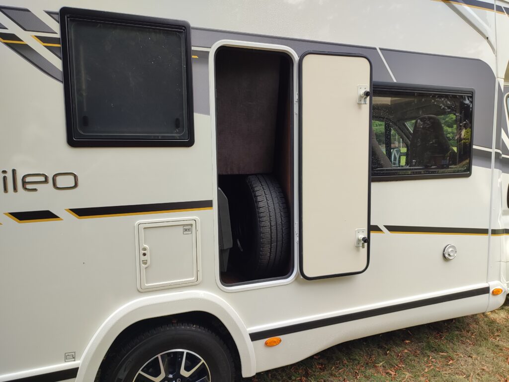 Fantastic, stylish 2018 Benimar Mileo 202! Amazing specification ...