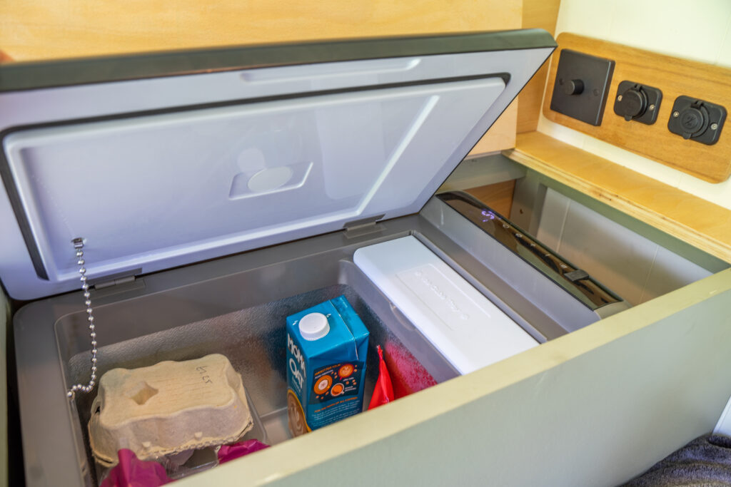 Scandi designed Vauxhall Vivaro with pull out bed, fridge, running ...