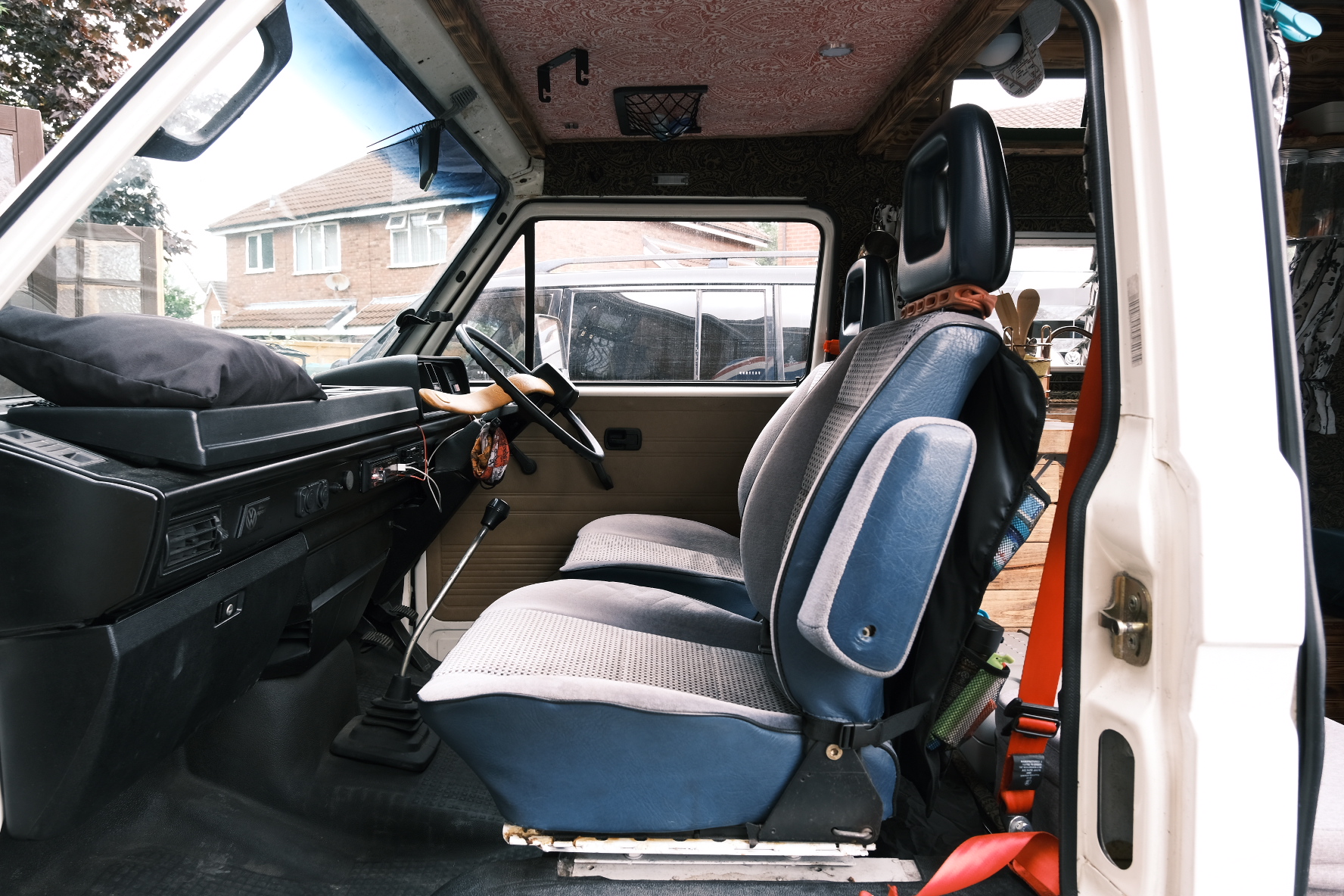 1989 VW T25 custom off grid campervan | Quirky Campers