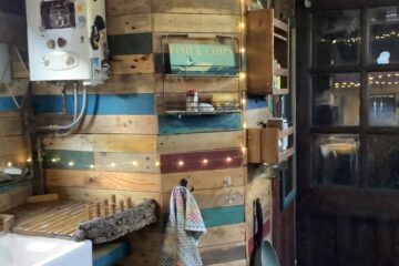 7.5t stunning rustic wood panelled converted horse box…. NOW WITH 12 ...