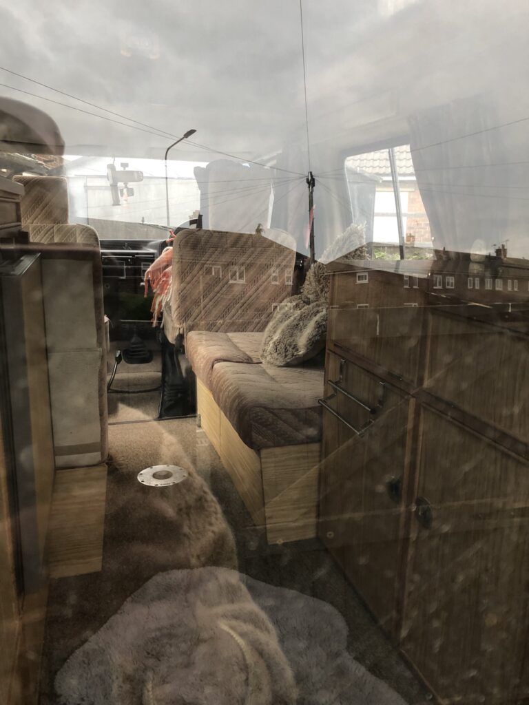 ‘Fabulous frisky’(RARE! FORD frisky camper)1991 | Quirky Campers