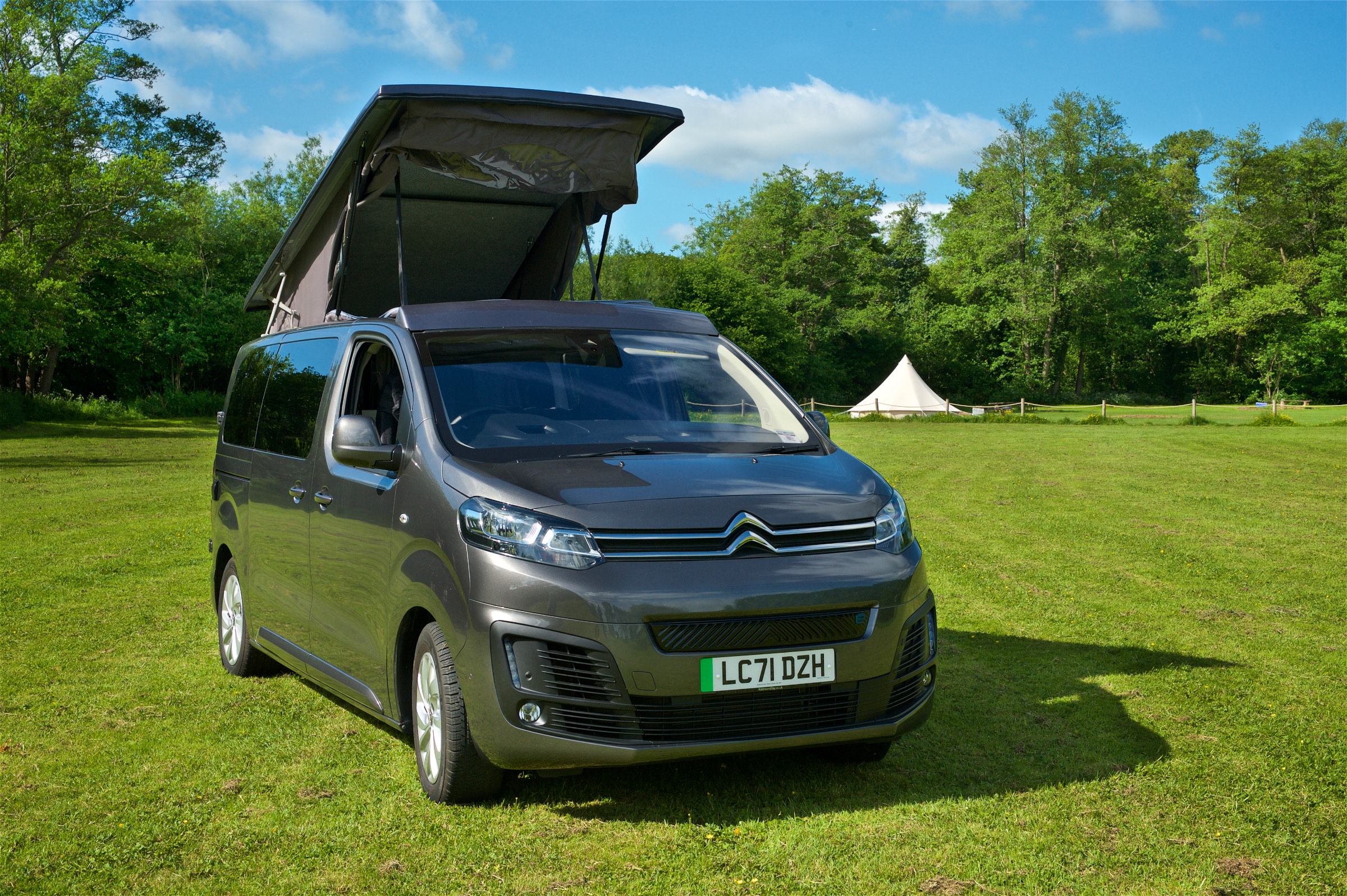 ⚡ All-electric professional conversion Citroen E-Dispatch '21 | Quirky Campers