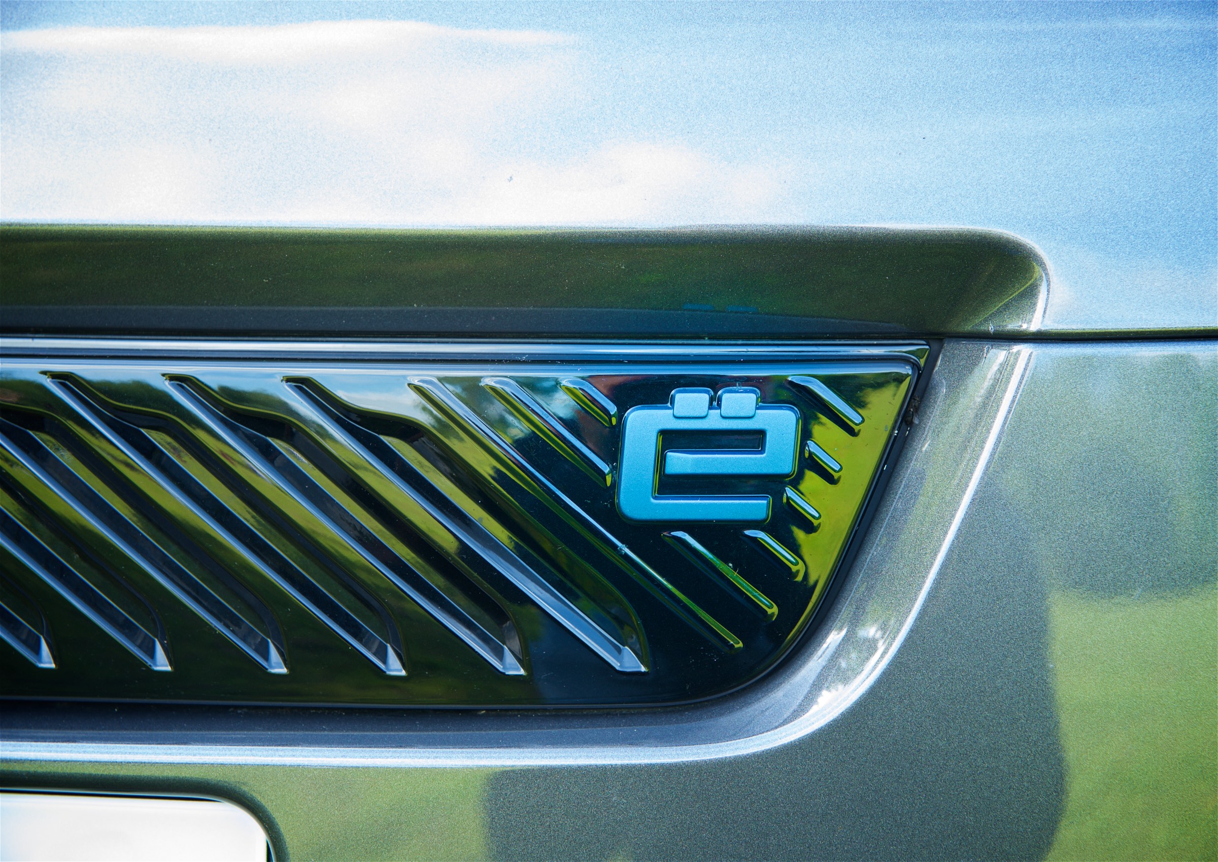 ⚡ All-electric professional conversion Citroen E-Dispatch '21 | Quirky Campers