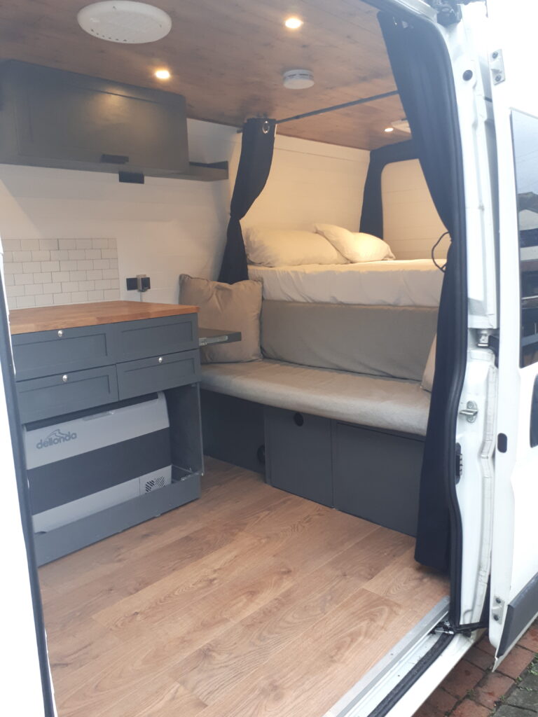 Peugeot Boxer 2017 L3H2 Fully Off Grid Spacious Layout - Professional ...