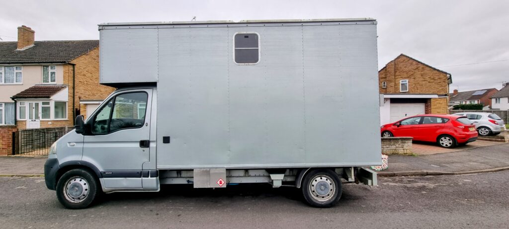 Luxurious, stealthy, off grid, 3Tonne lightweight Luton Van | Quirky ...