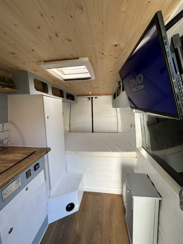 Converted Long Wheel Base Mercedes Sprinter Campervan Offgrid 2012 ...