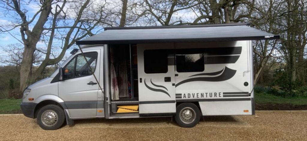 MERCEDES SPRINTER-CARBON KEVLAR-ex met riot van | Quirky Campers