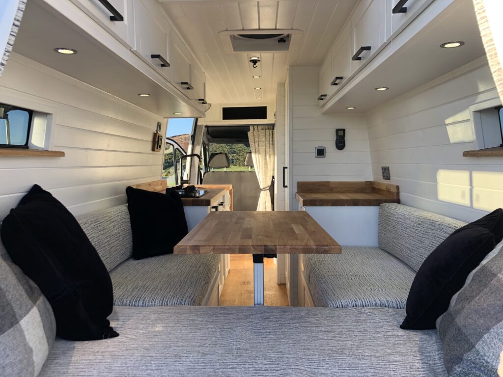 2017 VW CRAFTER LWB 2.0TDI BLUEMOTION PROFESSIONALLY CONVERTED OFF-GRID ...