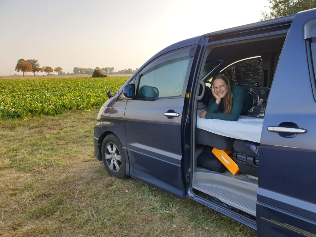 Versatile 4x4 Camper MPV (Multi Purpose Vehicle) with Sink and Compost ...