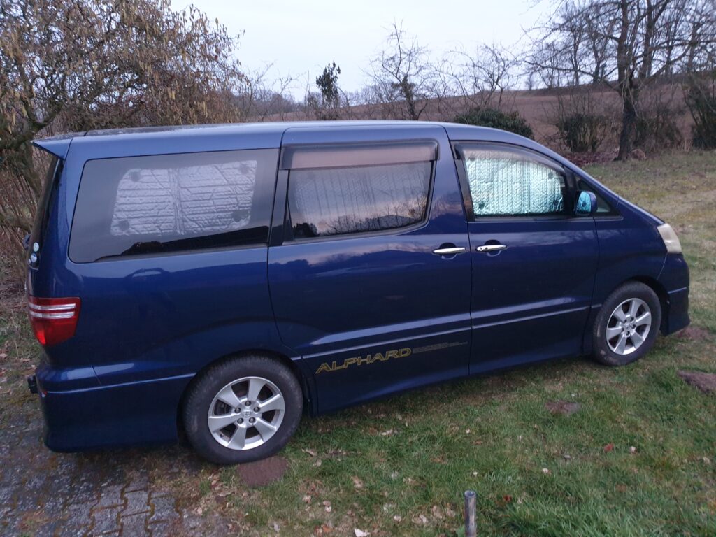 Versatile 4x4 Camper MPV (Multi Purpose Vehicle) with Sink and Compost ...