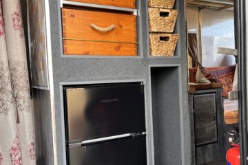 MERCEDES SPRINTER-CARBON KEVLAR-ex met riot van | Quirky Campers