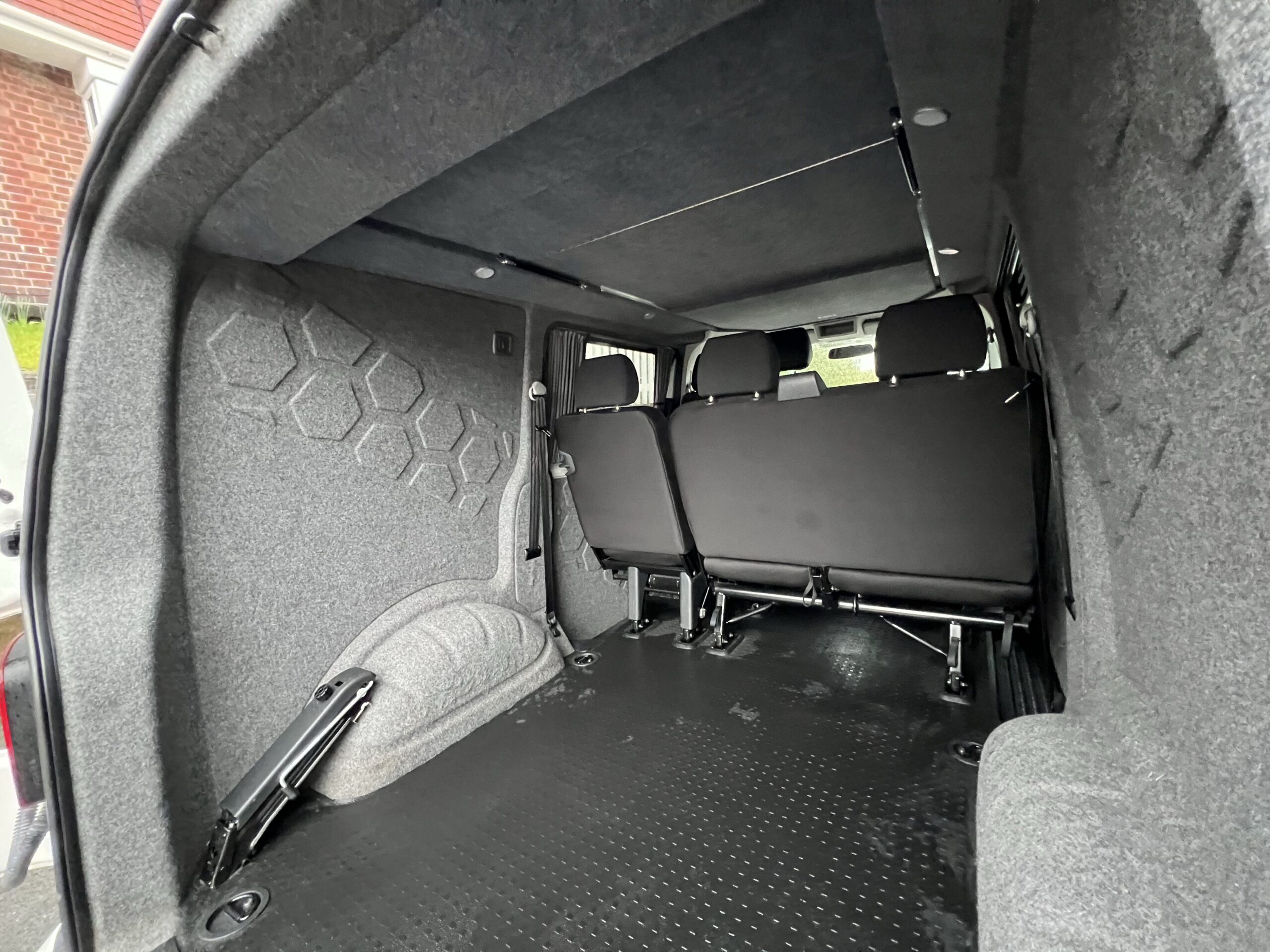 *Kombi with Pop Top* VW Transporter T6 140bhp *Perfect base camper ...