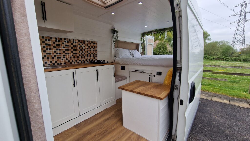 Citreon Relay ,FSH , 81,500 miles new conversion | Quirky Campers
