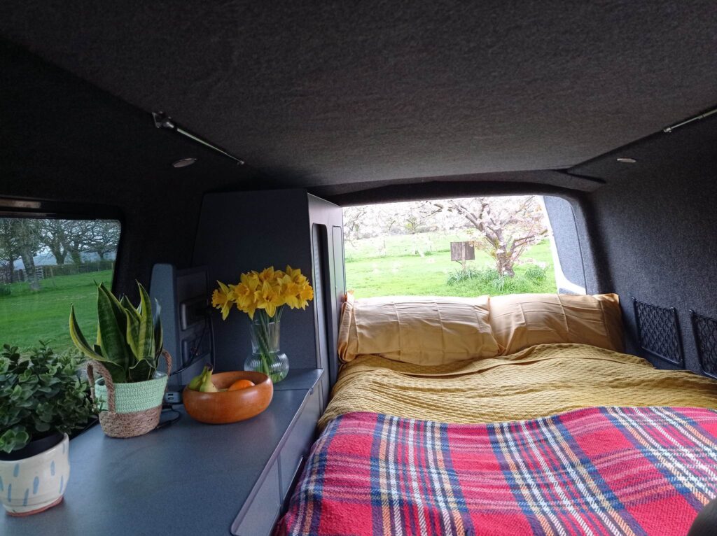 VW TR Sporter T28 TDI SWB with professional conversion by The Bristol ...