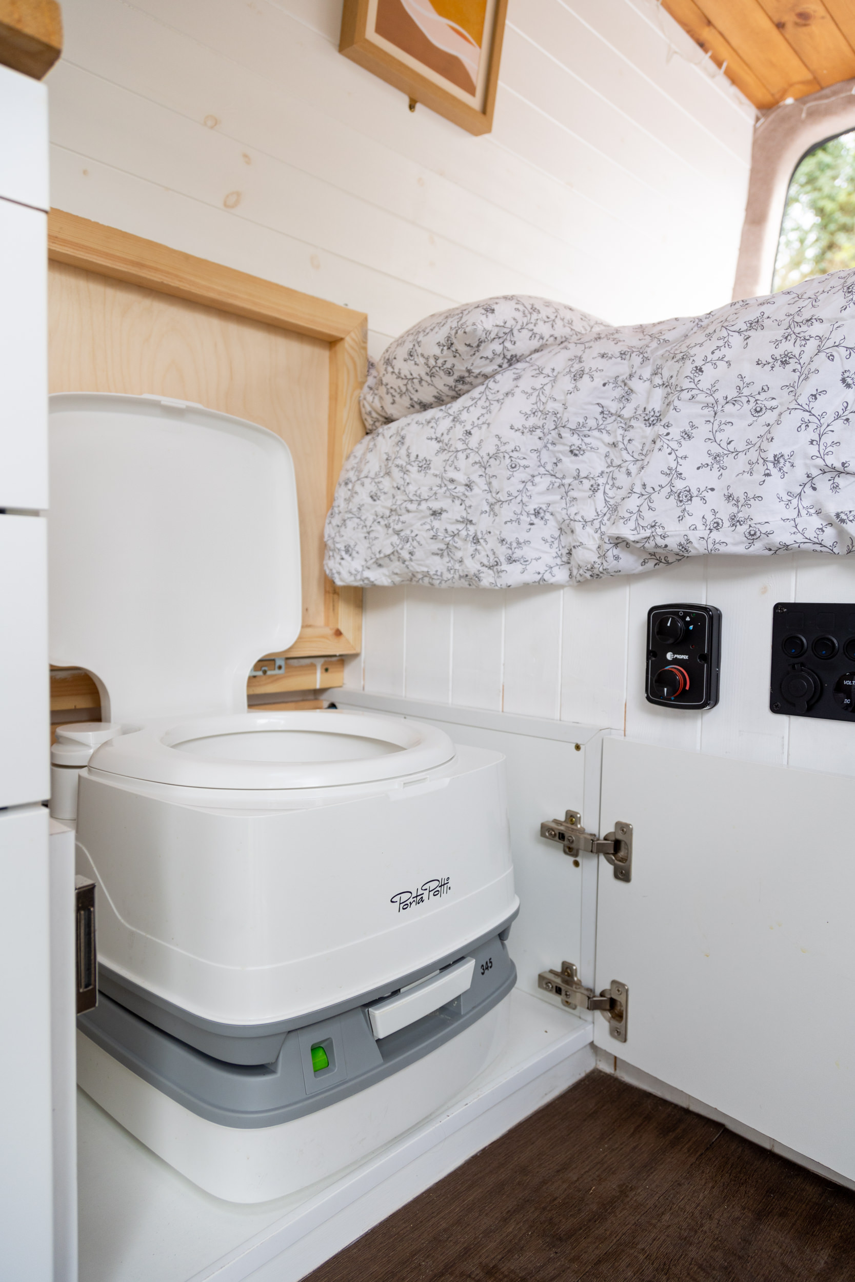 Beautiful off-grid conversion. Low mileage 2016 LDV V80 | Quirky Campers