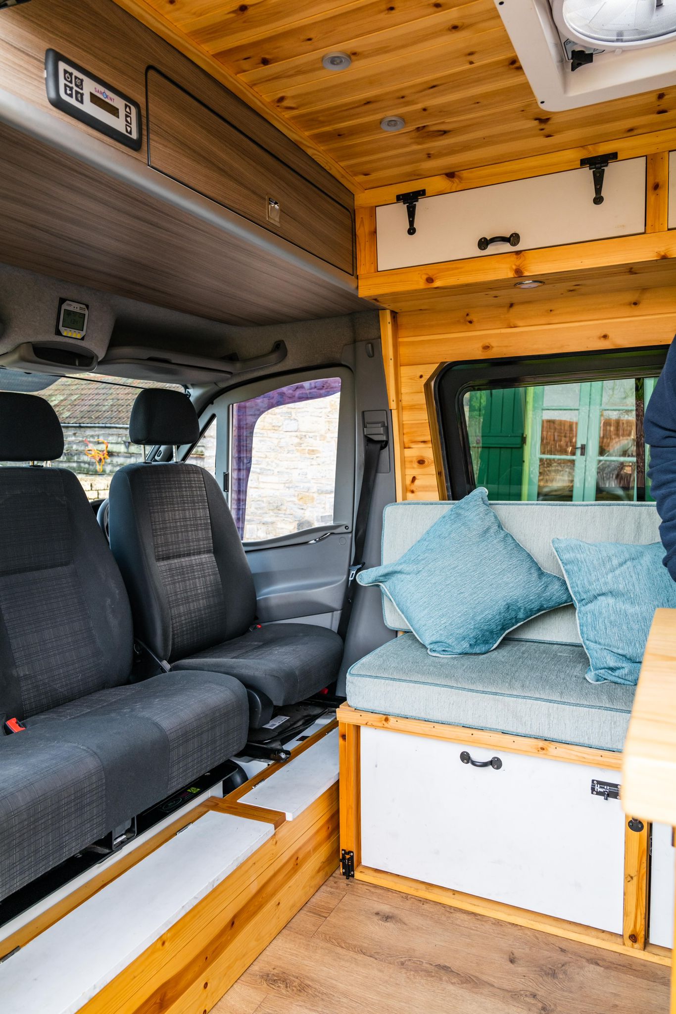 Fully off grid adventure camper. No expense spared | Quirky Campers