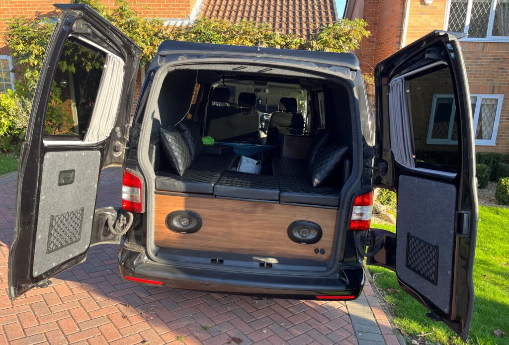 Volkswagen Transporter T30 Hline 140 TDI LWB - Professionally converted ...