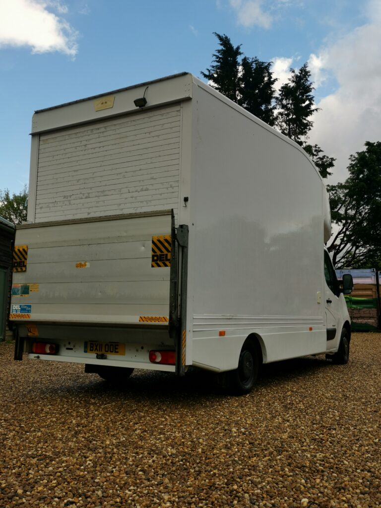 Renault Master Luton 2.3 Full Off Grid - Stealth Campervan (reduced ...