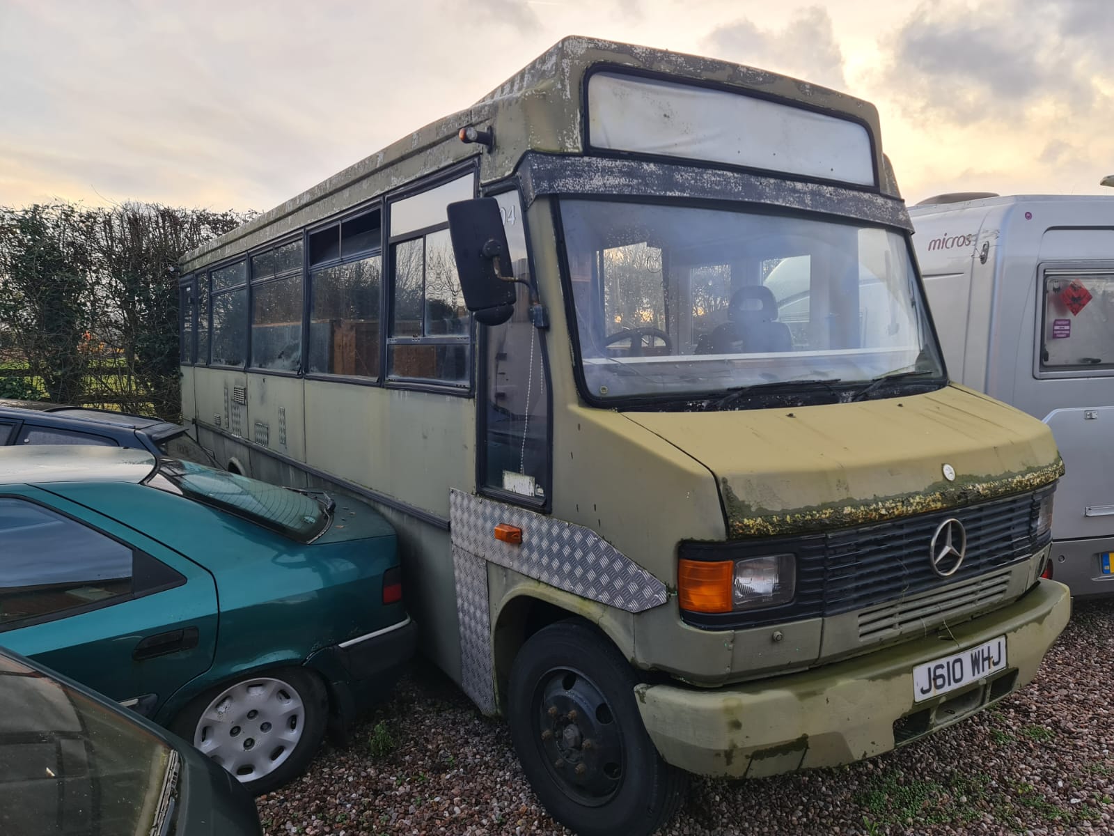 1991 Mercedes Vario 811D motorhome bus conversion | Quirky Campers