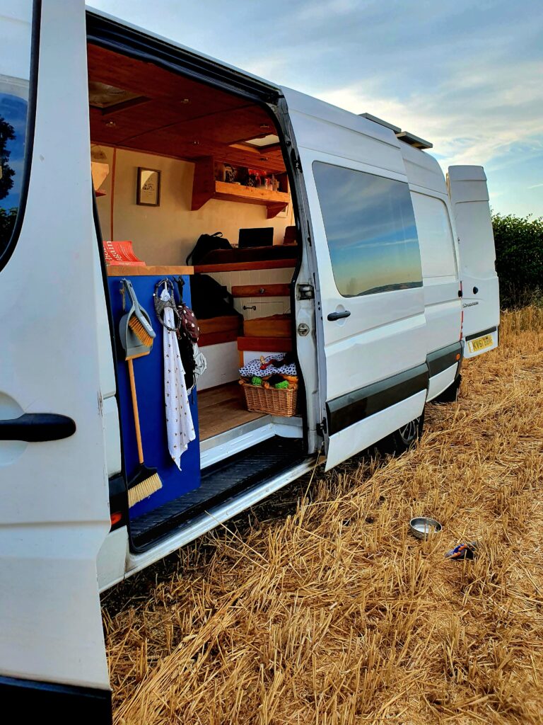Fabulous Mercedes Sprinter totally Off Grid High Top Camper-Lower ...