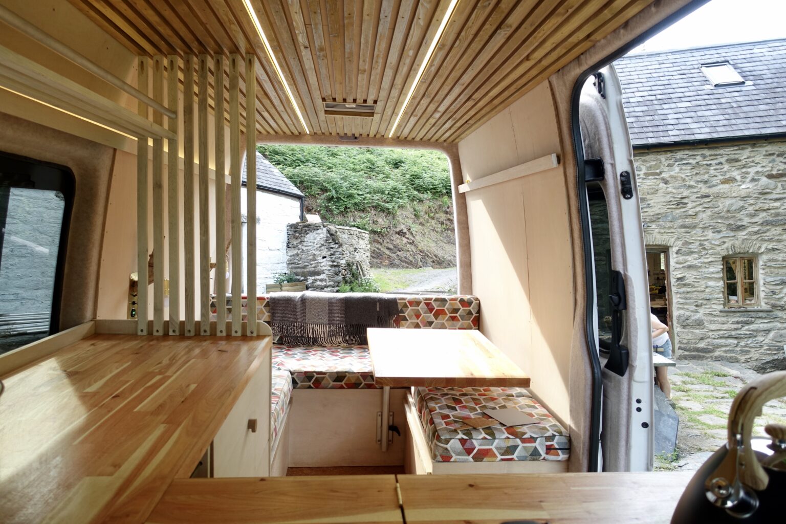 REDUCED PRICE Luxury Off-grid conversion with bespoke details - MWB VW ...