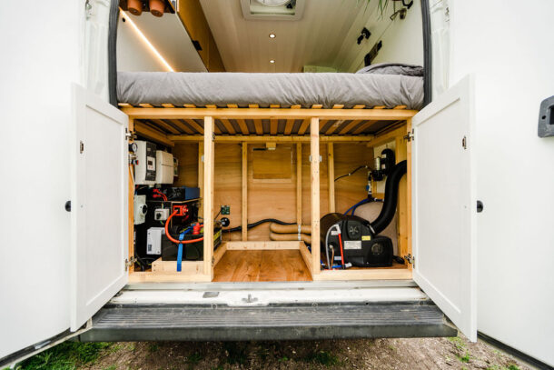 Luxury, Off-Grid Camper with Massive Storage and Huge Kitchen | Quirky ...