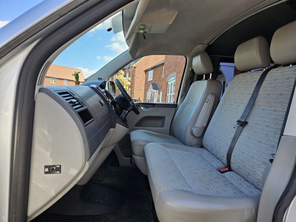 VW Transporter T5 LWB | Quirky Campers