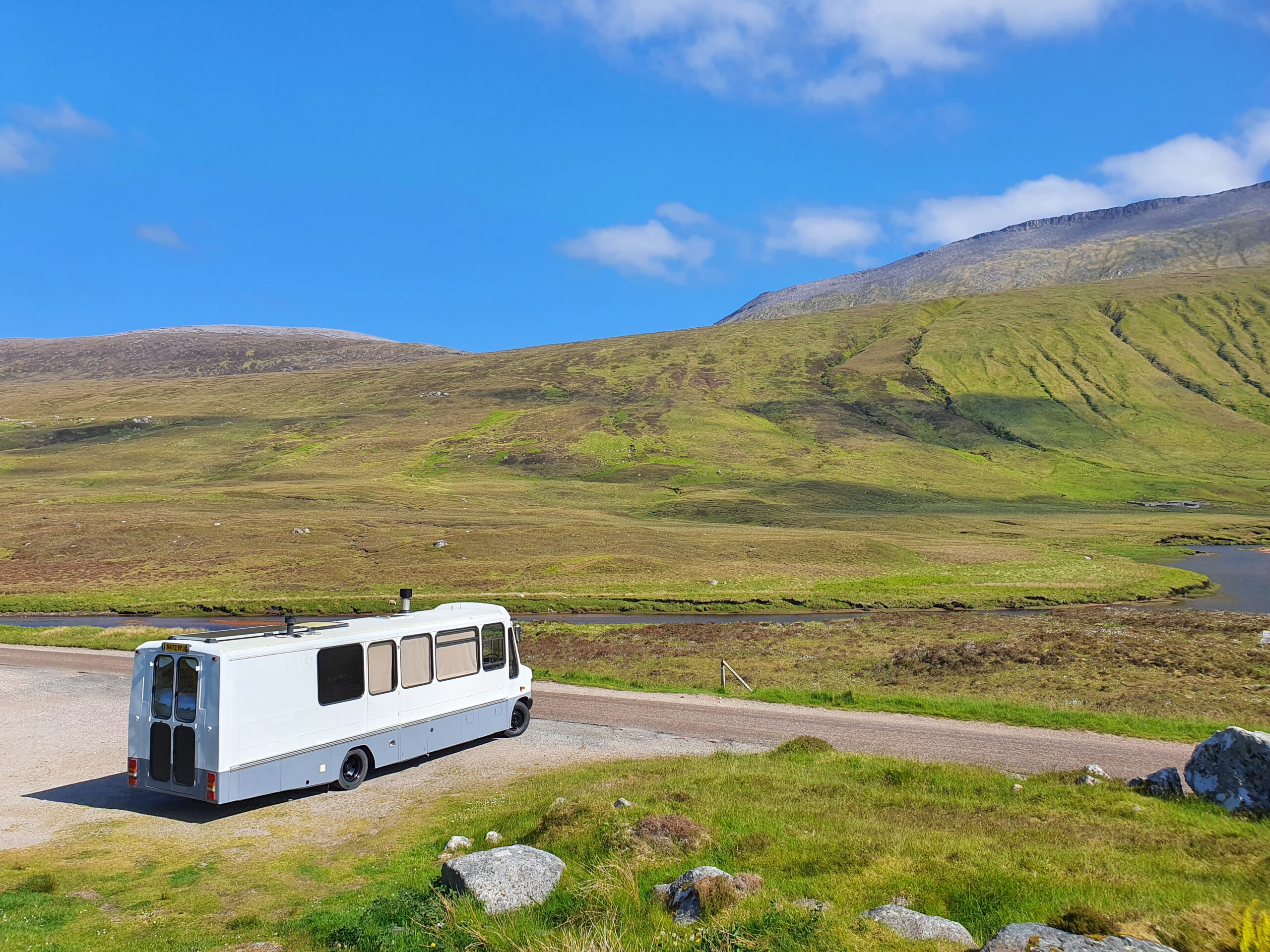 Full time Live in Bus/ Off grid camper/Motorhome - Mercedes 811D ...