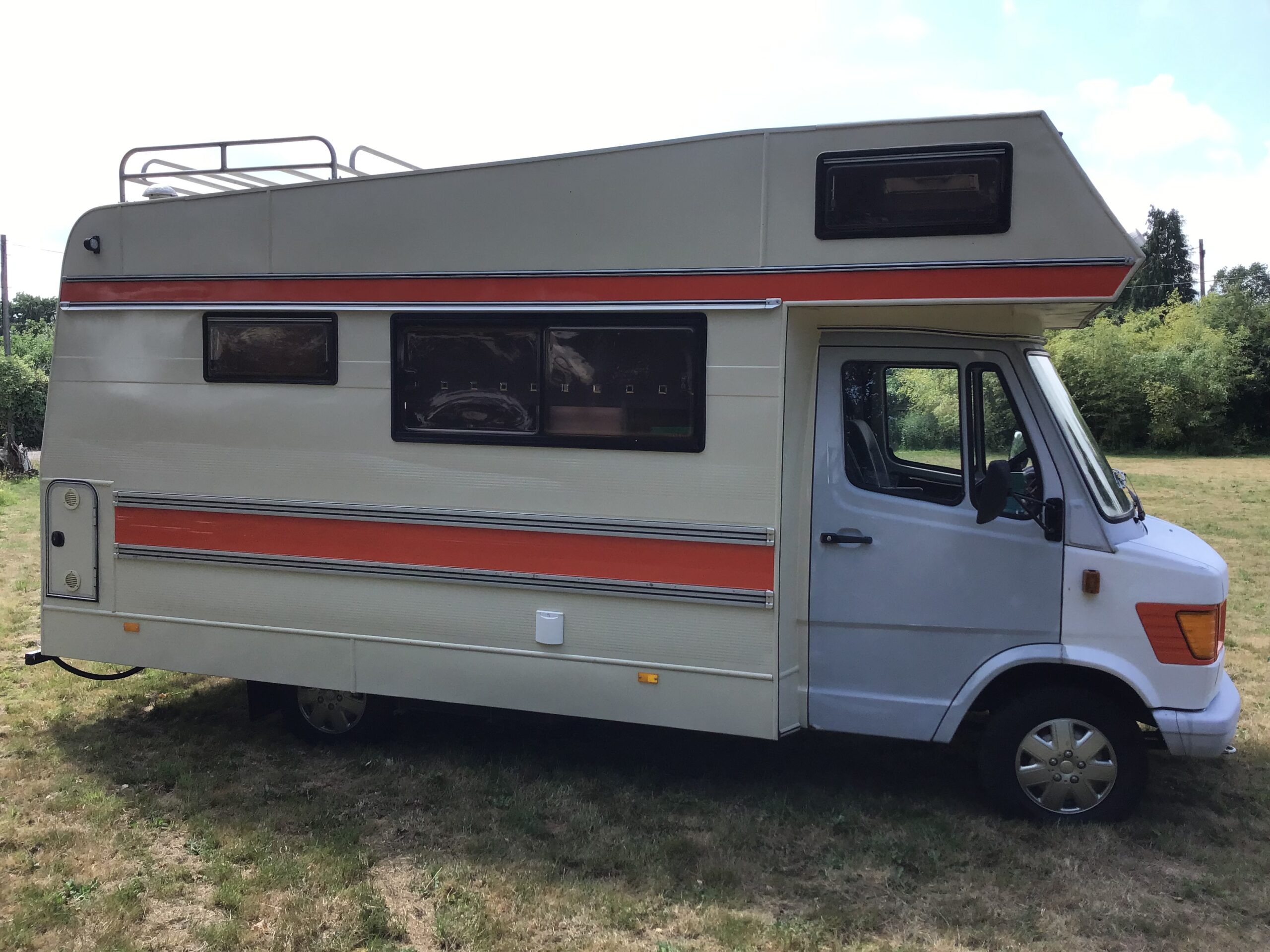 Mercedes 207D Cherokee Auto trail 5 speed diesel. | Quirky Campers