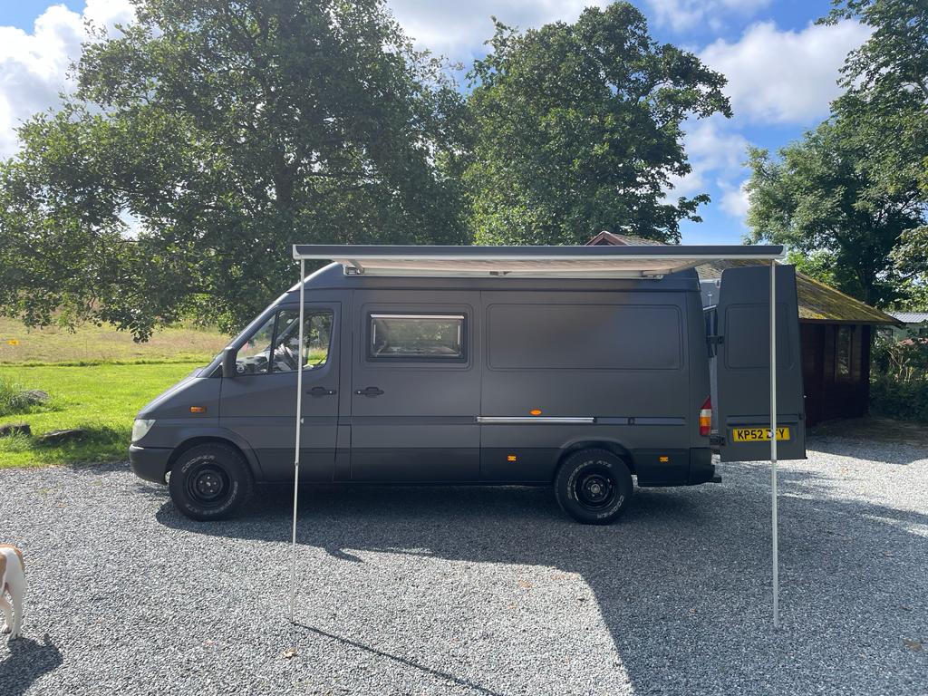 Off grid Mercedes’ camper | Quirky Campers