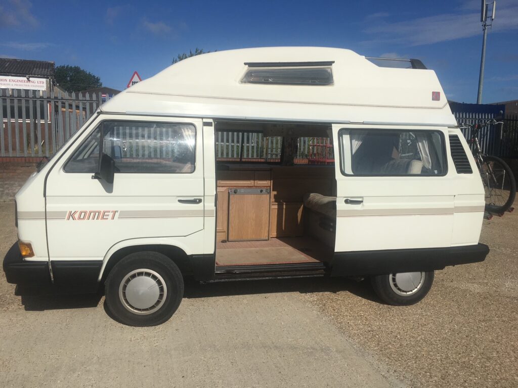 VW T25 HIGH TOP AUTOHOMES KOMET CAMPERVAN | Quirky Campers
