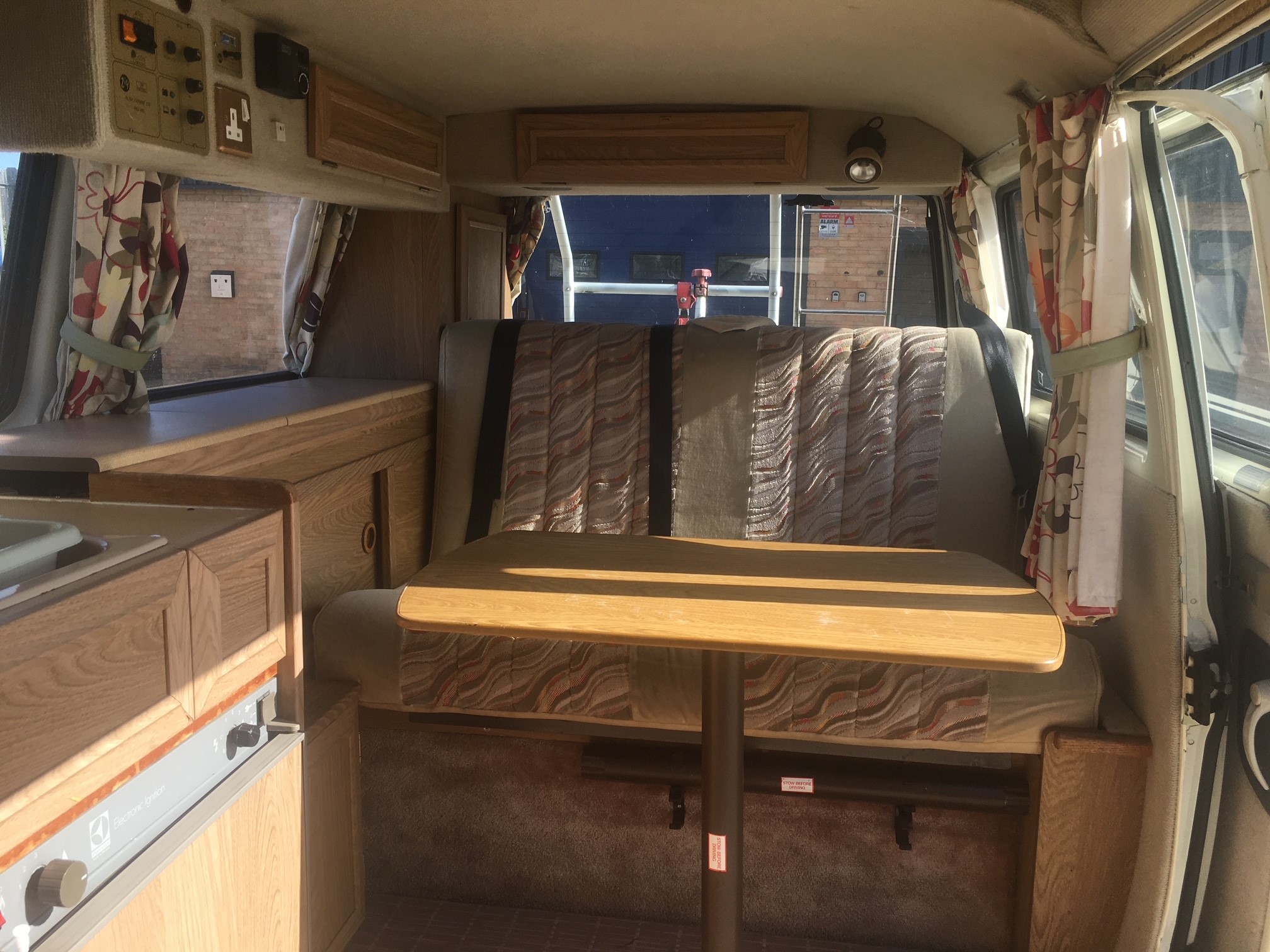 VW T25 HIGH TOP AUTOHOMES KOMET CAMPERVAN | Quirky Campers