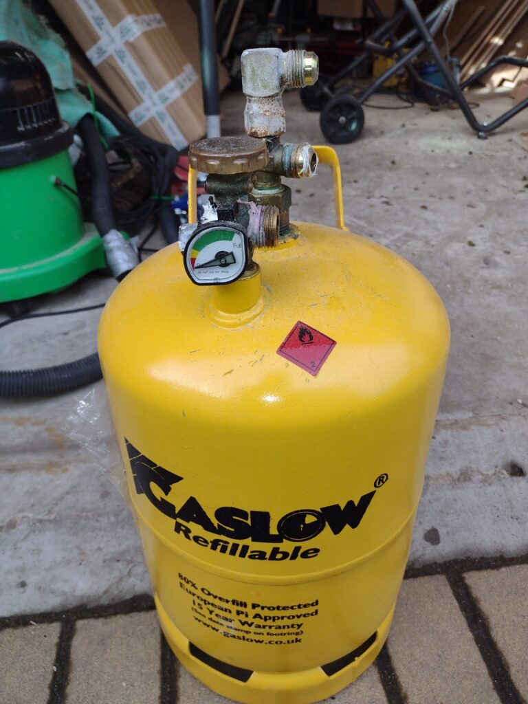 on/off grid camper | Quirky Campers