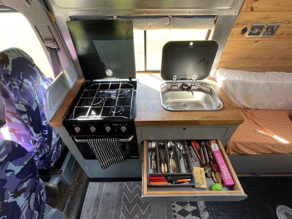 VW LT35 High Top LWB 2.5TDI Campervan | Quirky Campers
