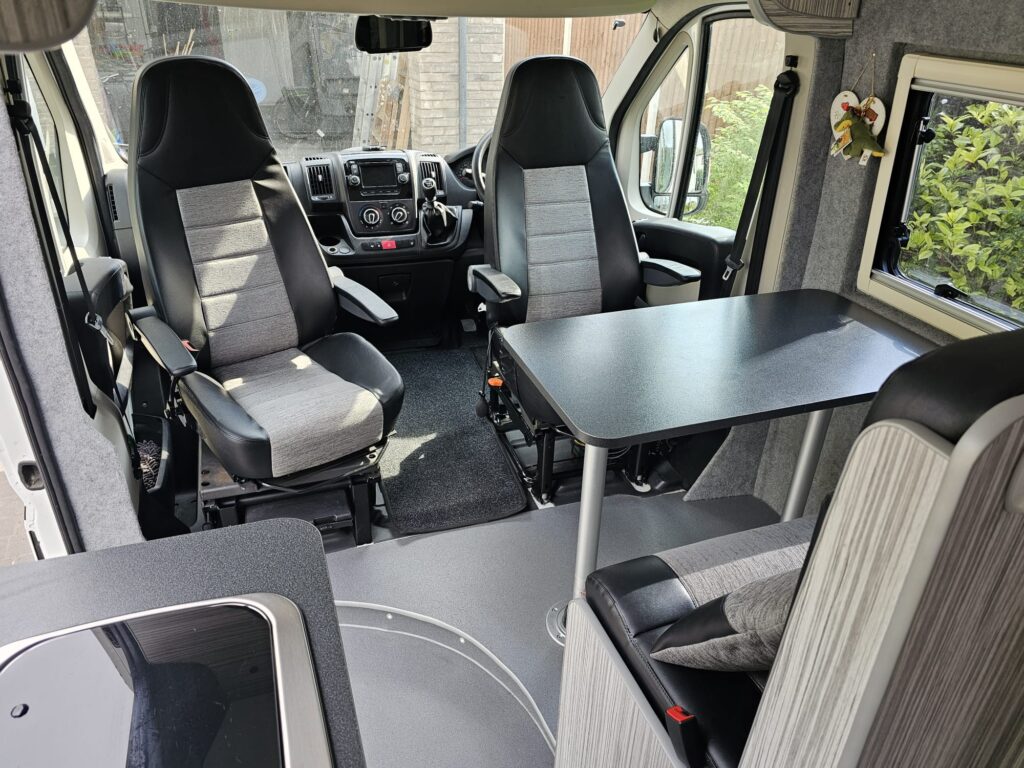 Professionally converted, low milage, off grid, Motorhome | Quirky Campers