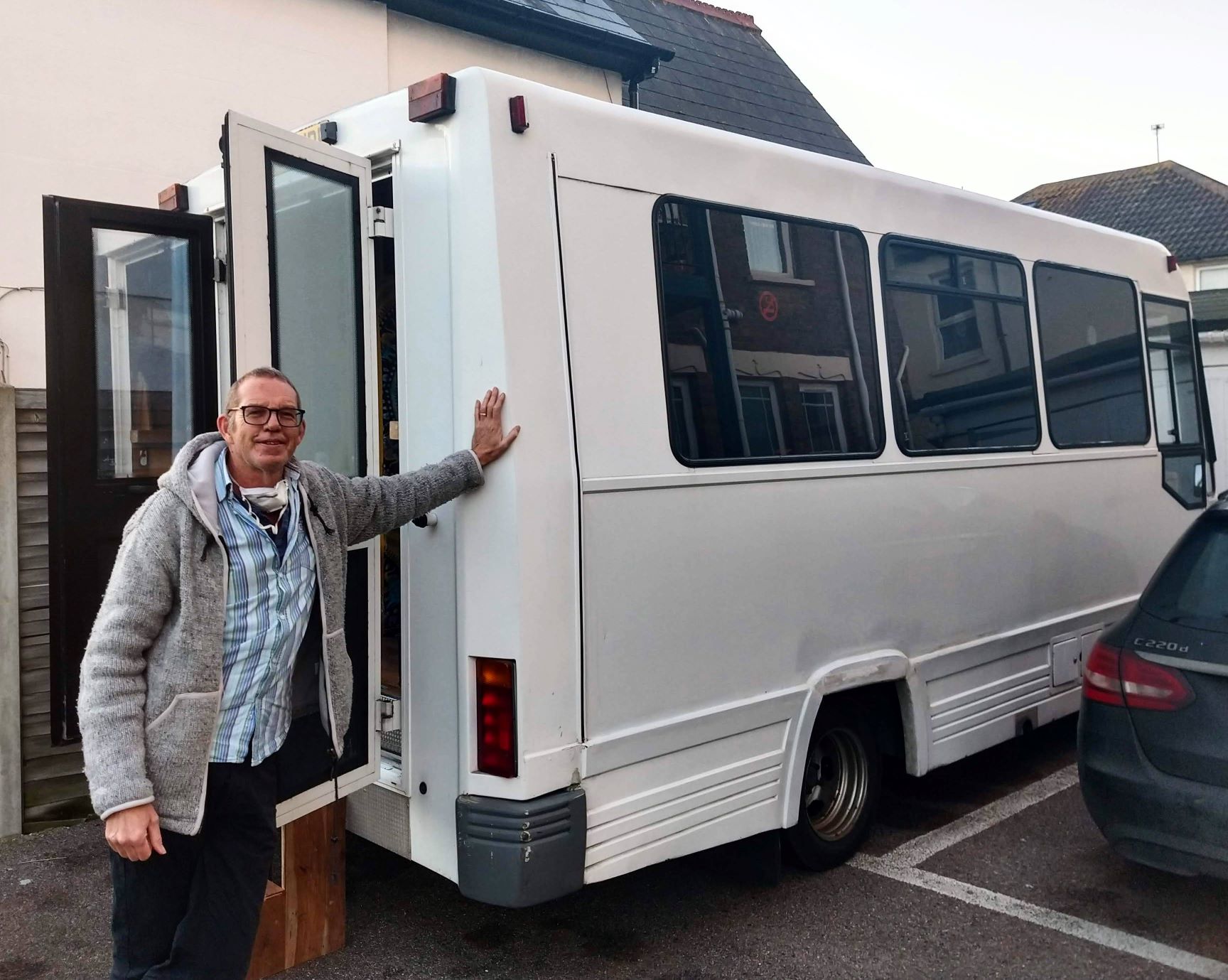 Low mileage 2002 Mercedes-Benz SPRINTER 413 CDI Trekabus camper ...