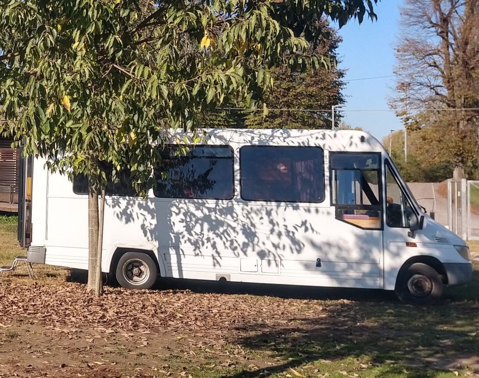 Low mileage 2002 Mercedes-Benz SPRINTER 413 CDI Trekabus camper ...